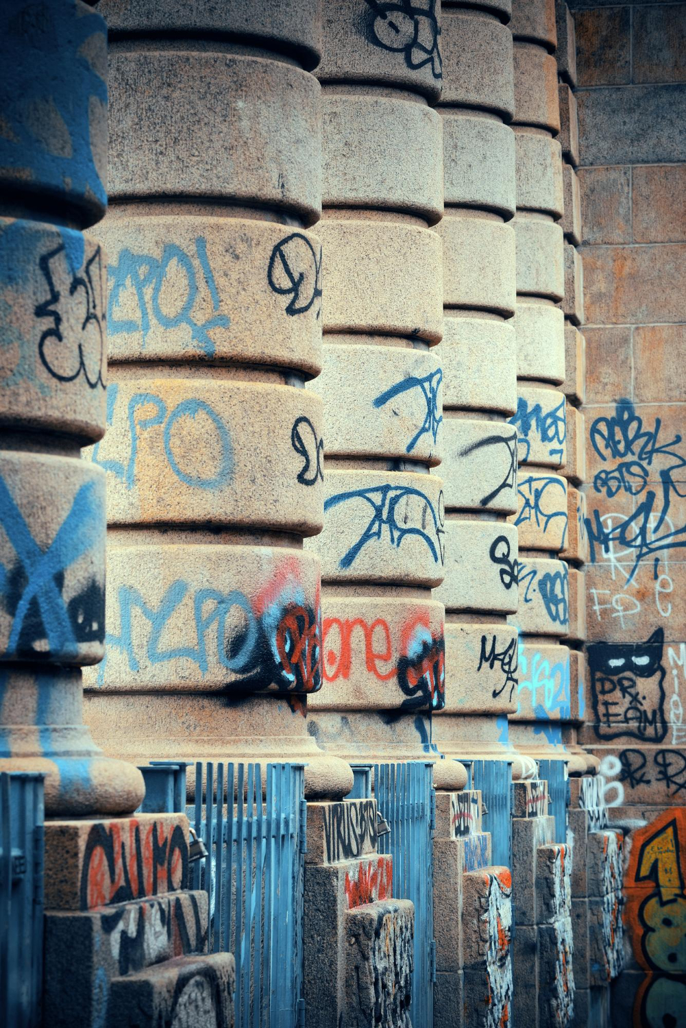 Graffiti Removal - LJDM Cleaning